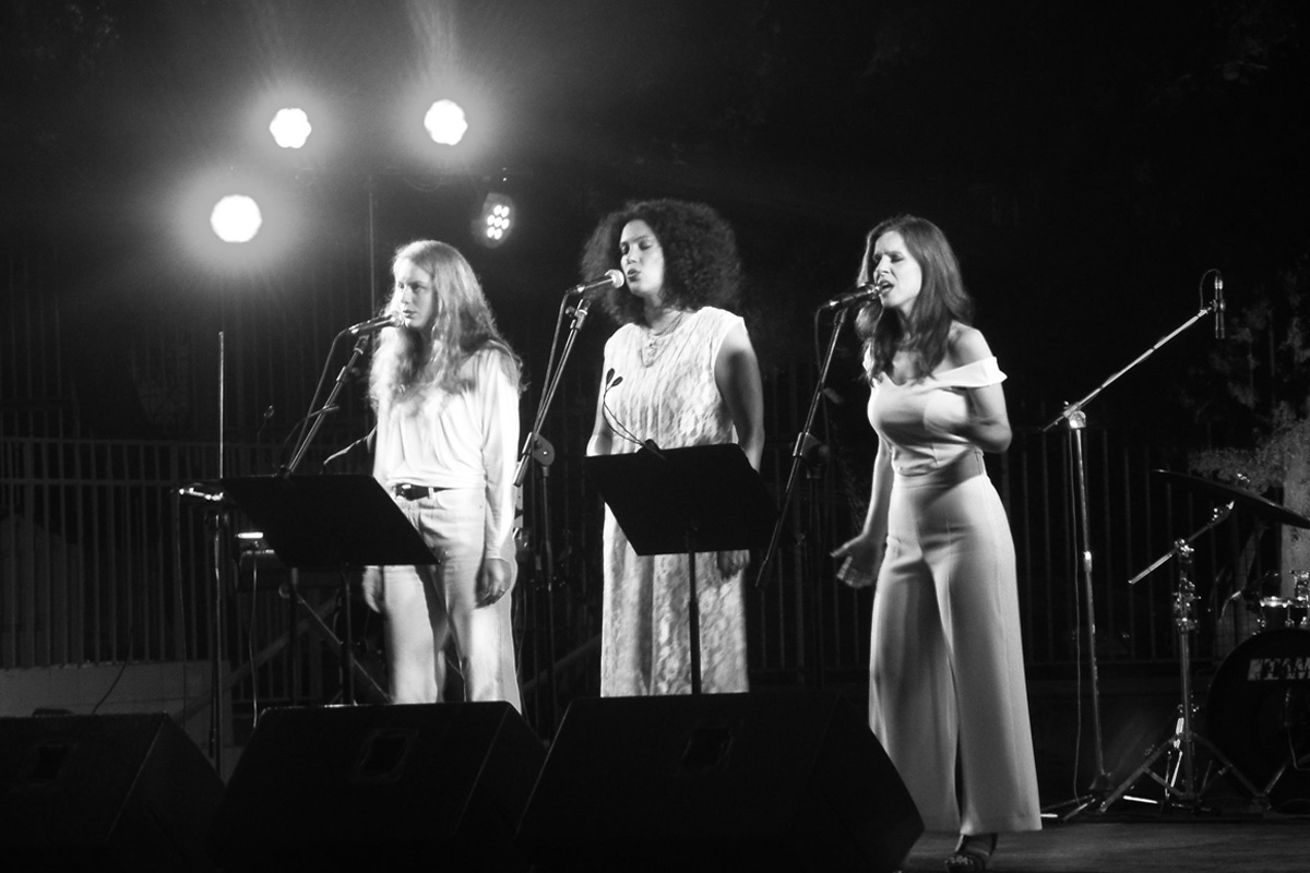 A Tribute to Leonard Cohen – MUSICA RADIO
